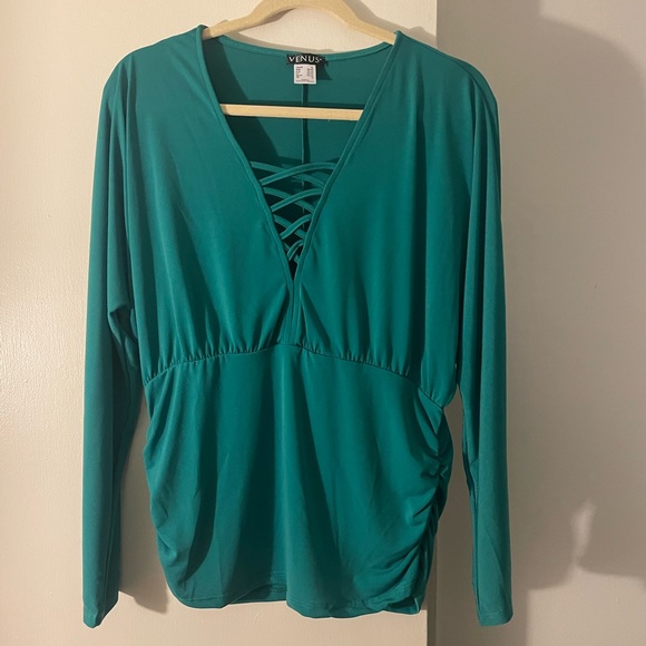 VENUS | Tops | Venus Green Top Xl | Poshmark